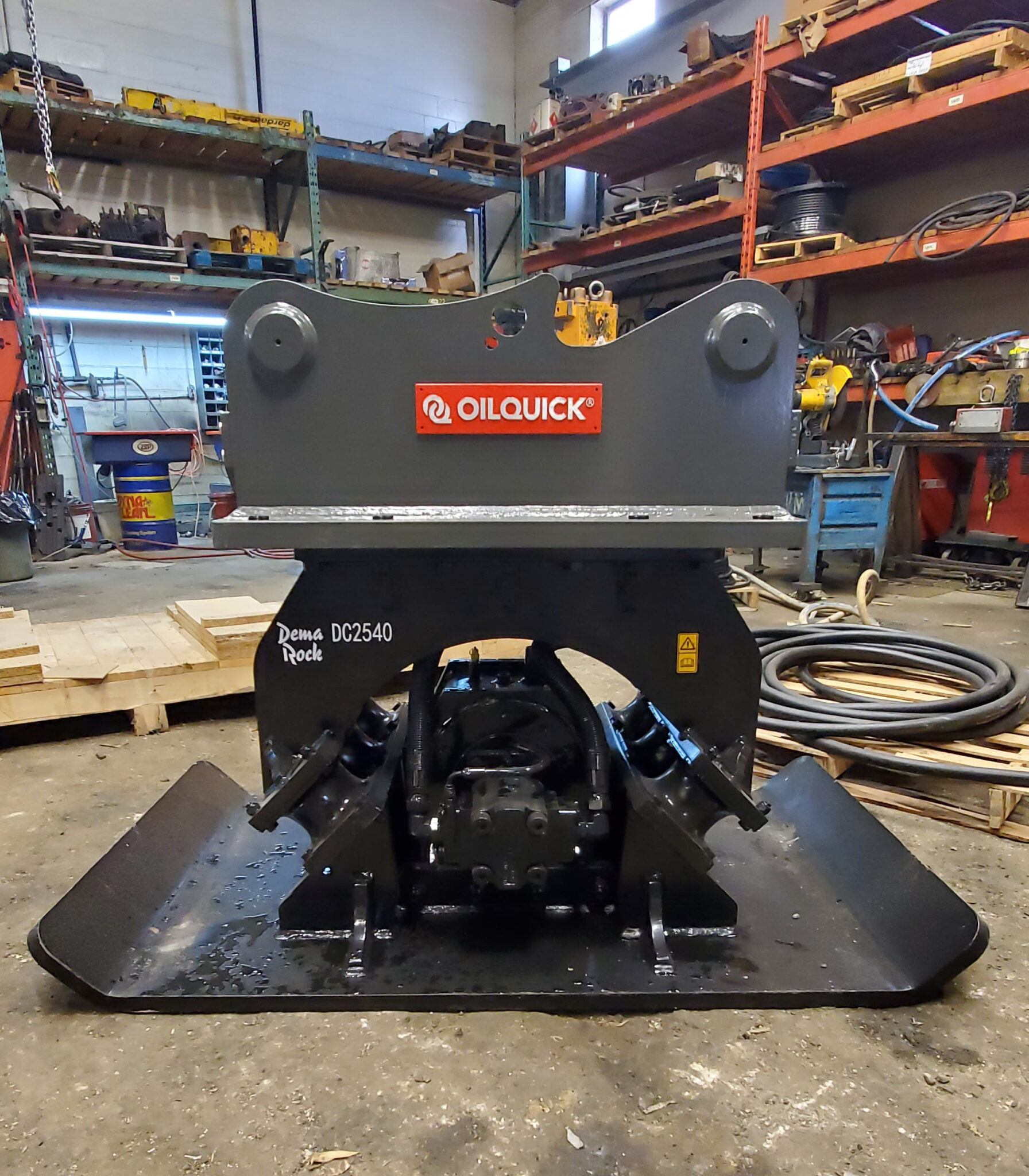 DemaRock DC Series Compactors - Creighton Rock Drill Ltd.